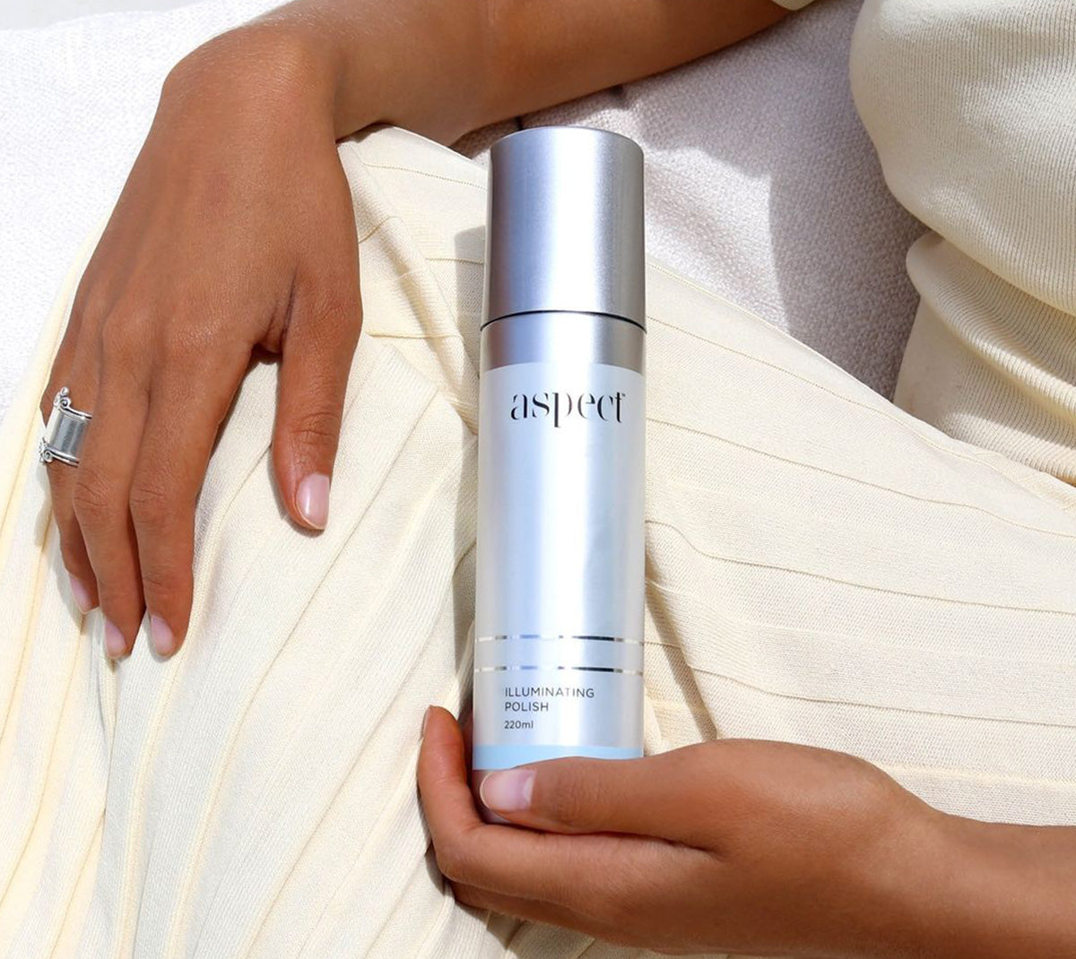 Aspect Illuminating Polish – Skin Collective